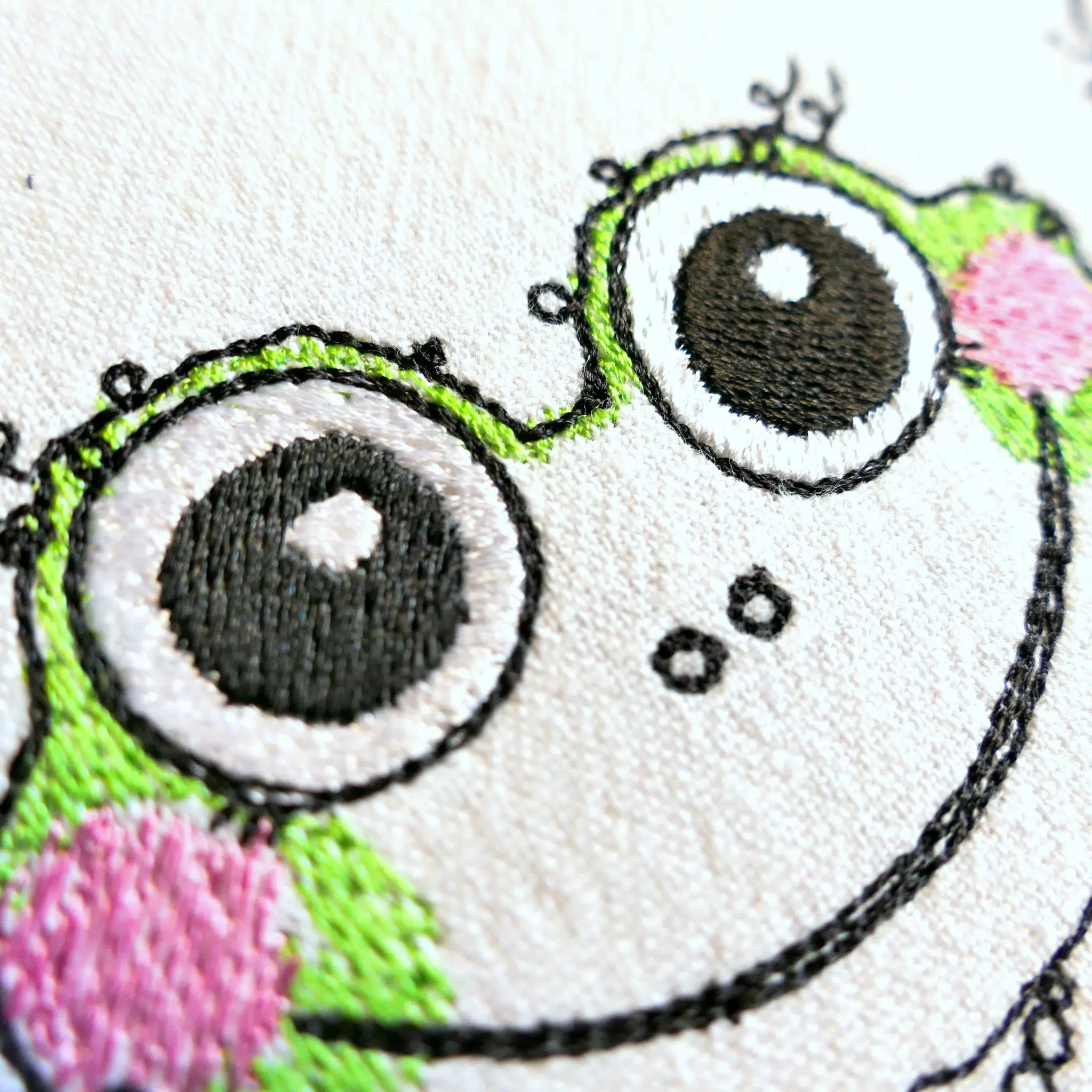 Elvesideas - machine embroidery design - Machine embroidery Hippy frog ...