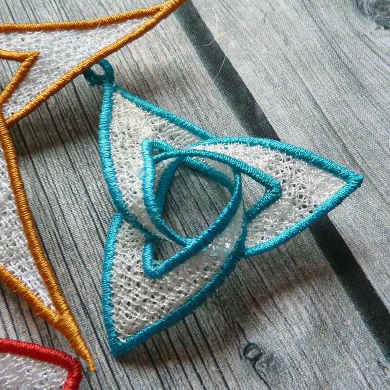 Elvesideas - machine embroidery design - 3D stars Free standing Lace